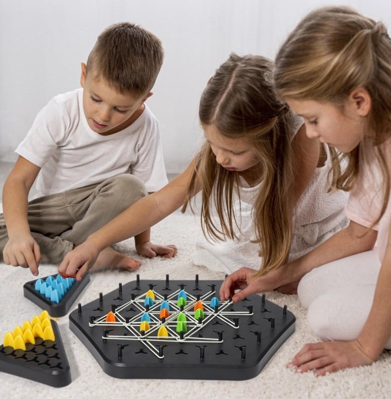🔥Chain Triangle Chess Game, 2 to 4 Players